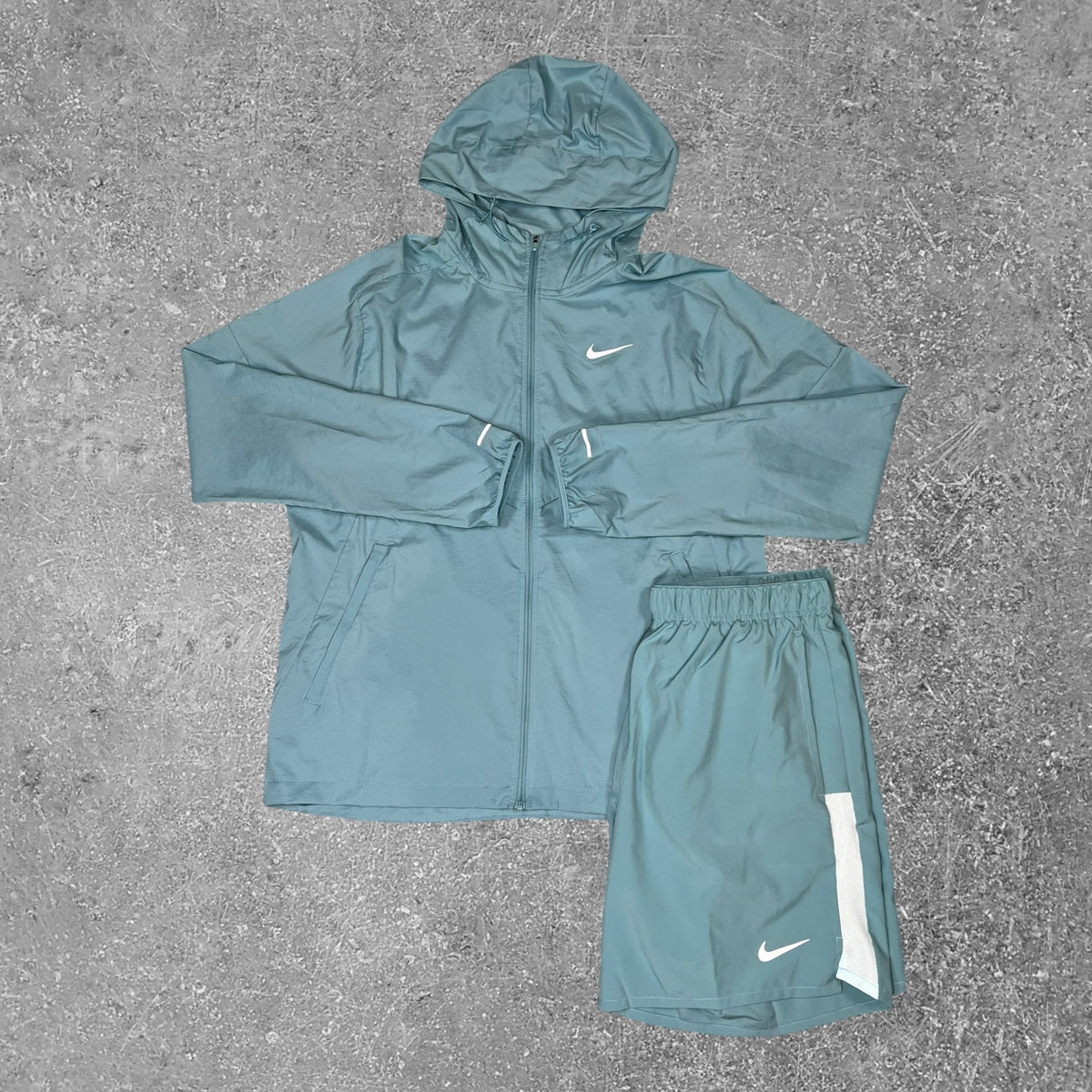 NIKE ESSENTIALS WINDRUNNER SET - DENIM TURQUOISE | EXCLUSIVE – RGTECH23